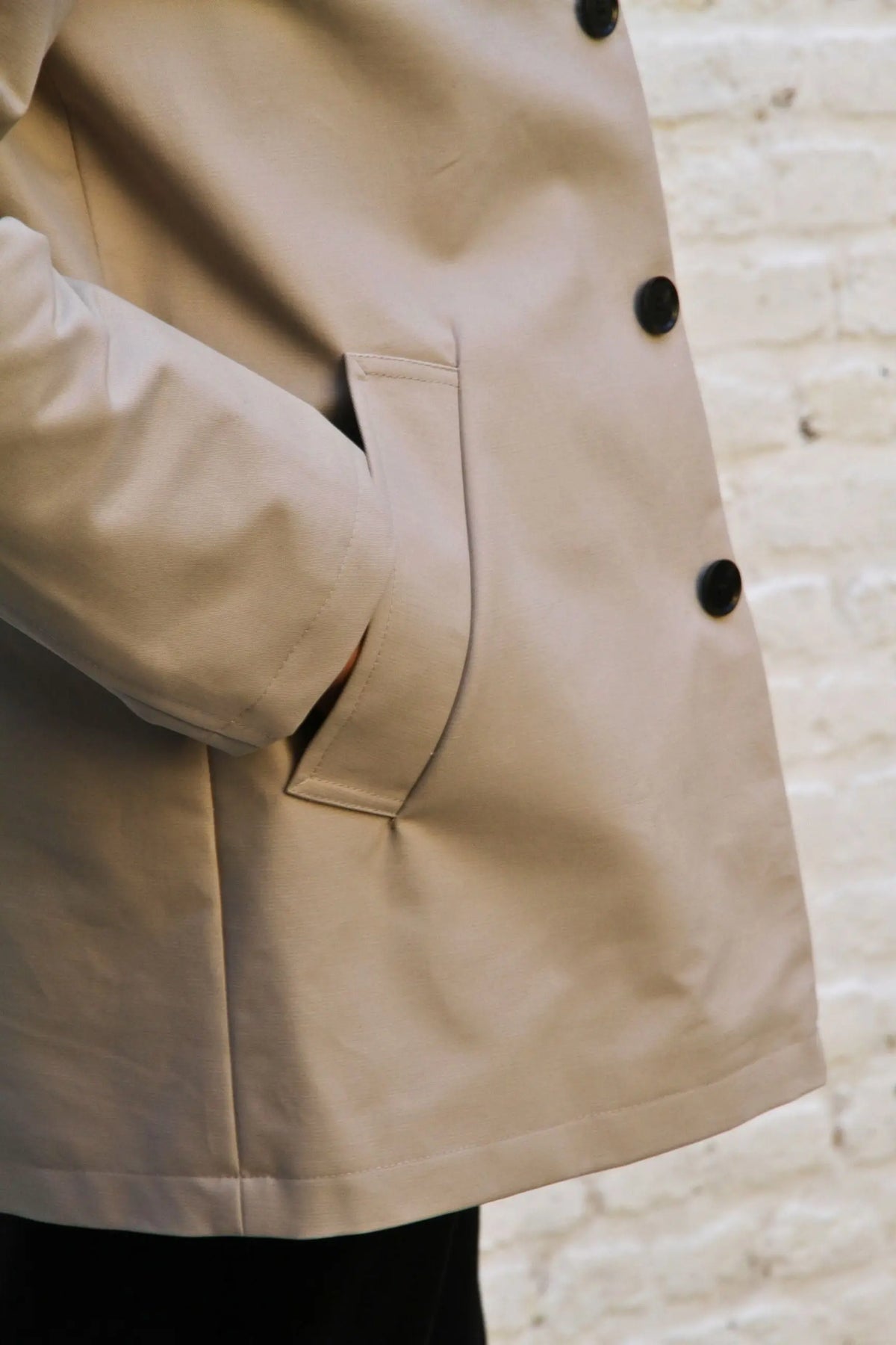 Bank Short Mac - Putty - Wear London